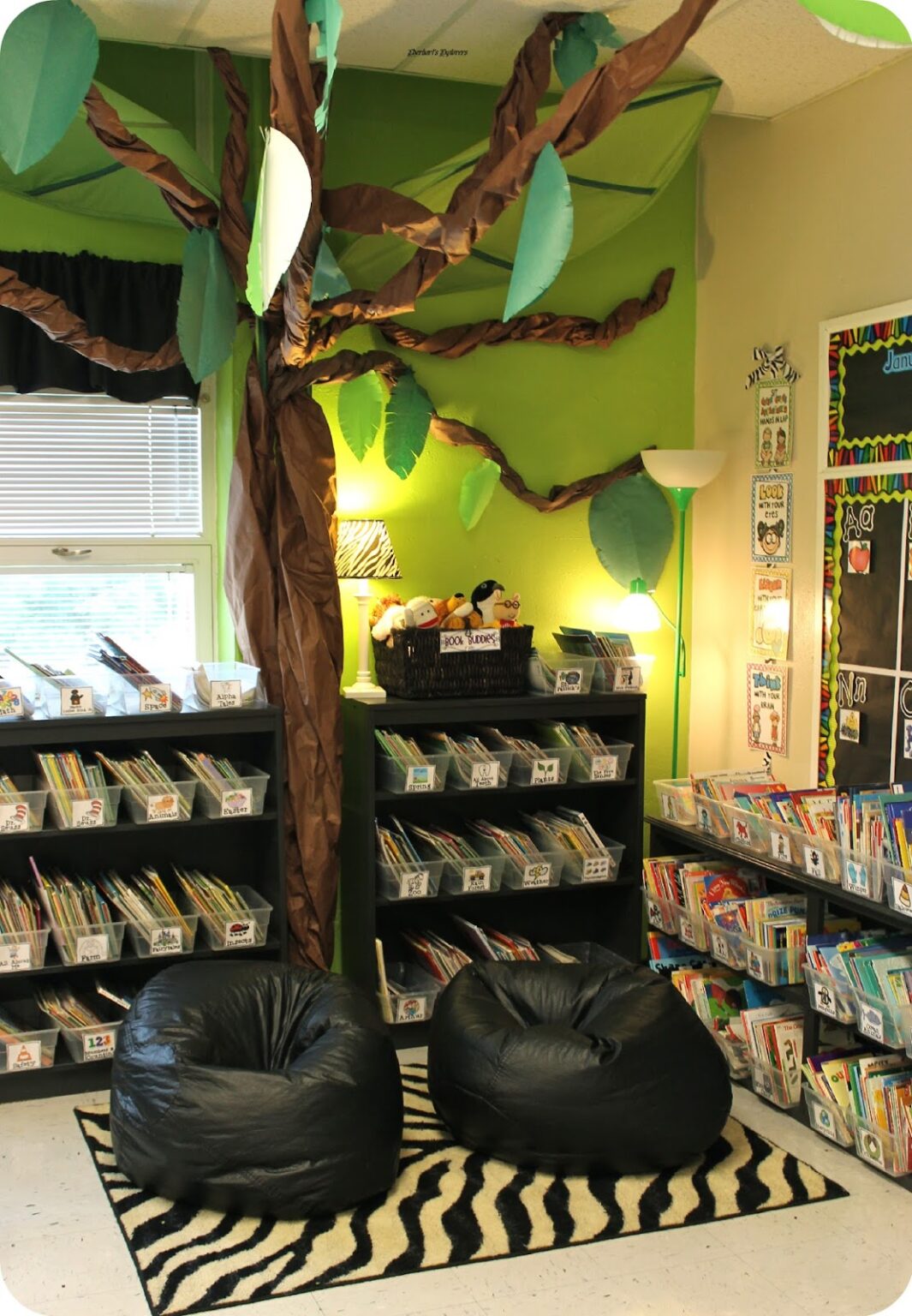 10 Ways to Transform Your Literati Book Fair with a Safari Theme ...